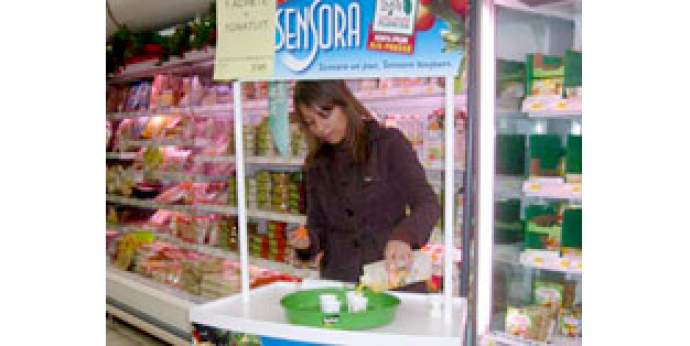 Hôtesse pour Animation Commerciale | Hôtesse de Vente | Hotesses ...