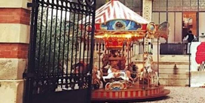 Le Petit Carrousel de Fête Foraine à Louer